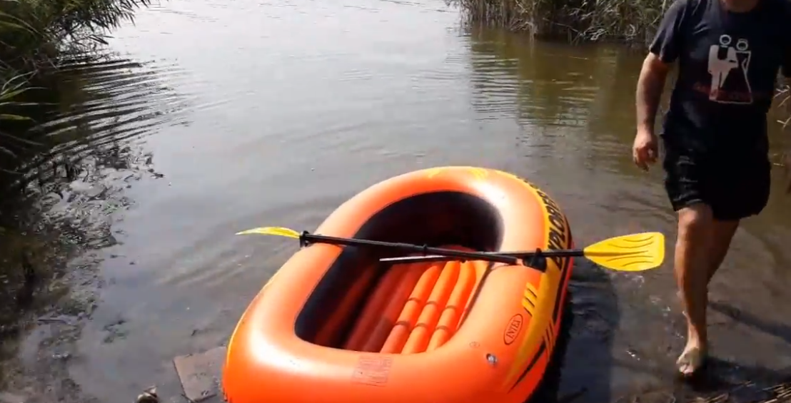 Обзор INTEX EXPLORER 300. Недорогая надувная лодка для отдыха на воде и ...